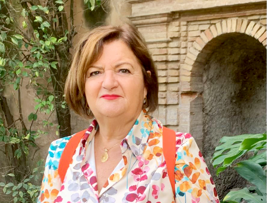 La xabiera Francesca Gil presenta su poemario en el Día de Sant Jordi ...