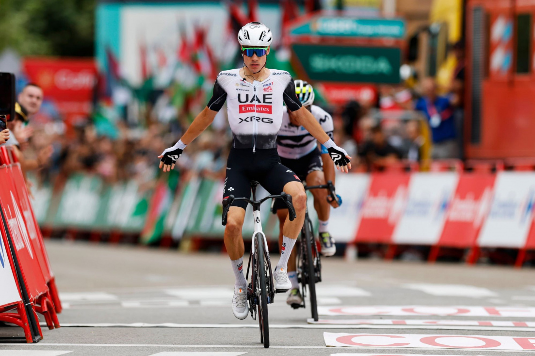 Juan Ayuso firma su segunda victoria con otra gran fuga en La Vuelta ...